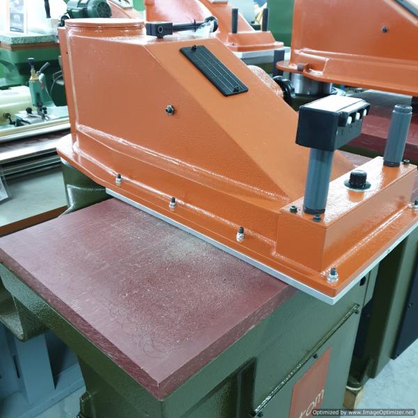 Clicking cutting press ATOM G999 NAT Hellas Co