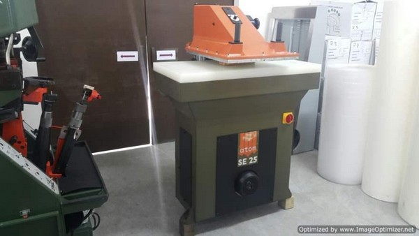 Swing arm cutting machine Atom SE25 NAT Hellas Co